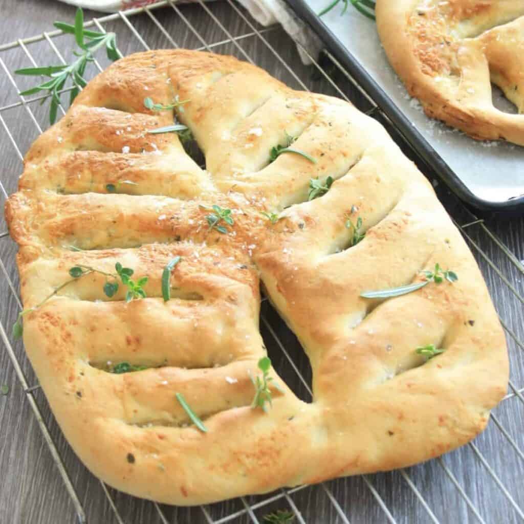 Fougasse Bread with Gruyère and Herbs | Chez Le Rêve Français