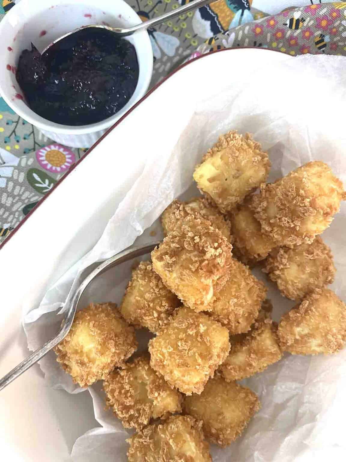 Breaded Brie - Chez Le Rêve Français