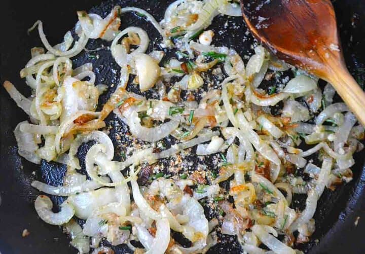 Parmentier Potatoes with Garlic and Rosemary - Chez Le Rêve Français