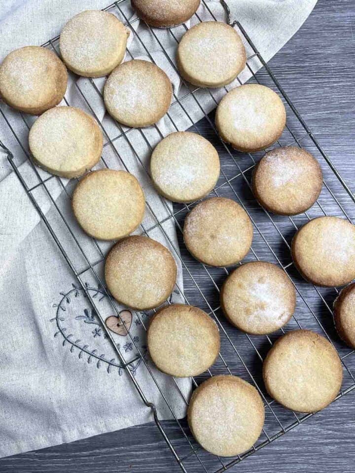 French Sable Biscuits - Chez Le Rêve Français
