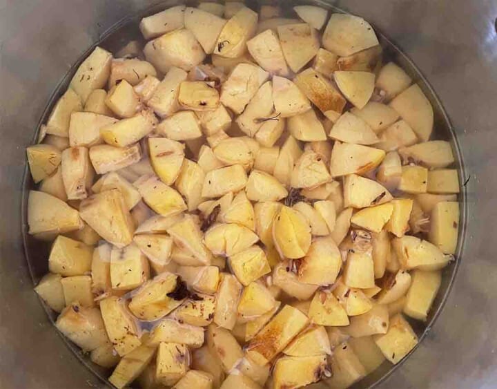 Preserved Quince Jam - Chez Le Rêve Français