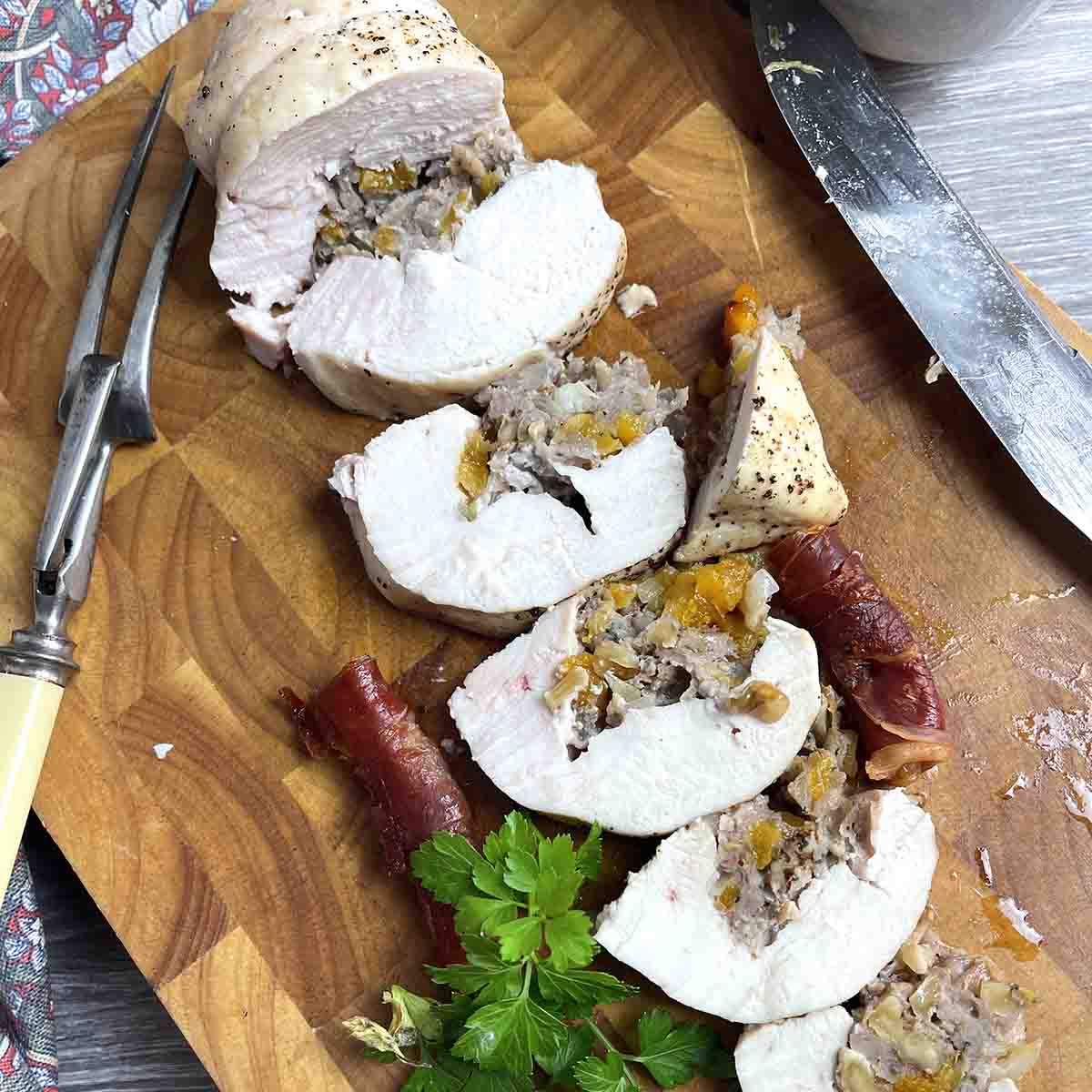 Philadelphia Chicken - Stuffed and Bacon wrapped - Chez Le Rêve Français