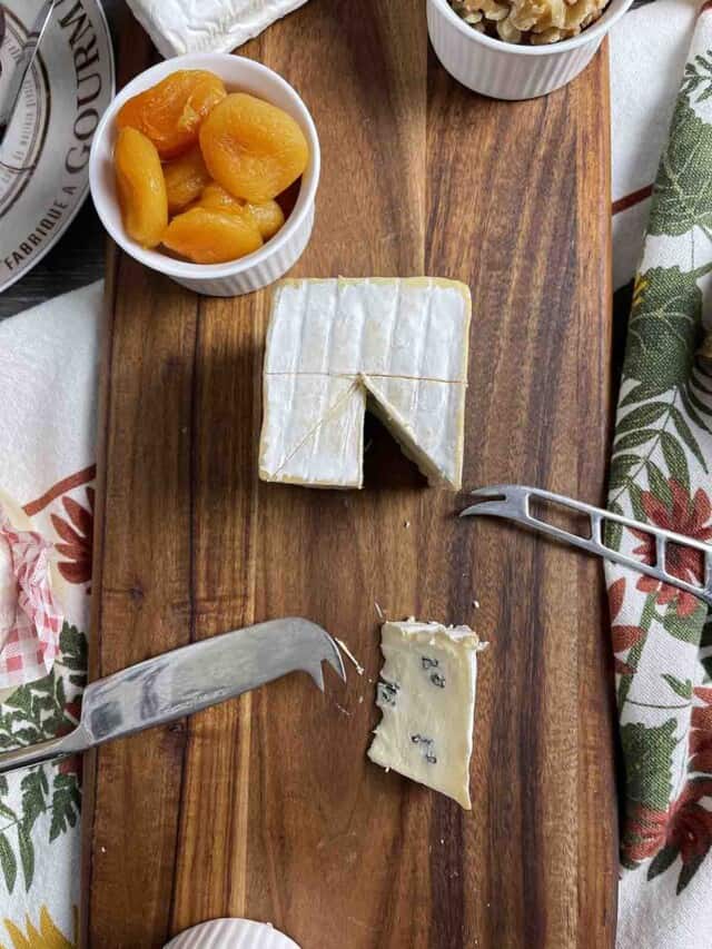 French Cheese Board - Chez Le Rêve Français