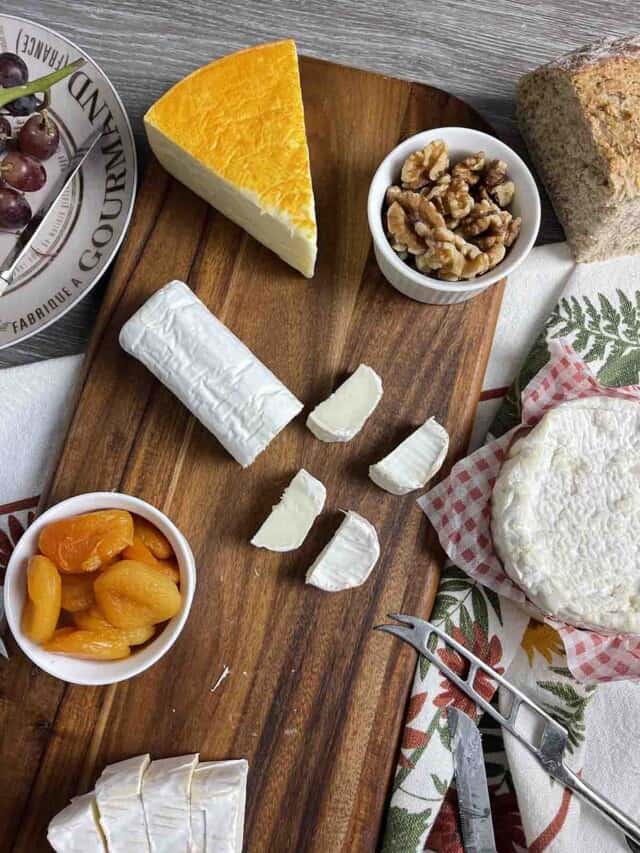 French Cheese Board - Chez Le Rêve Français
