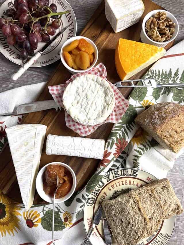 French Cheese Board - Chez Le Rêve Français