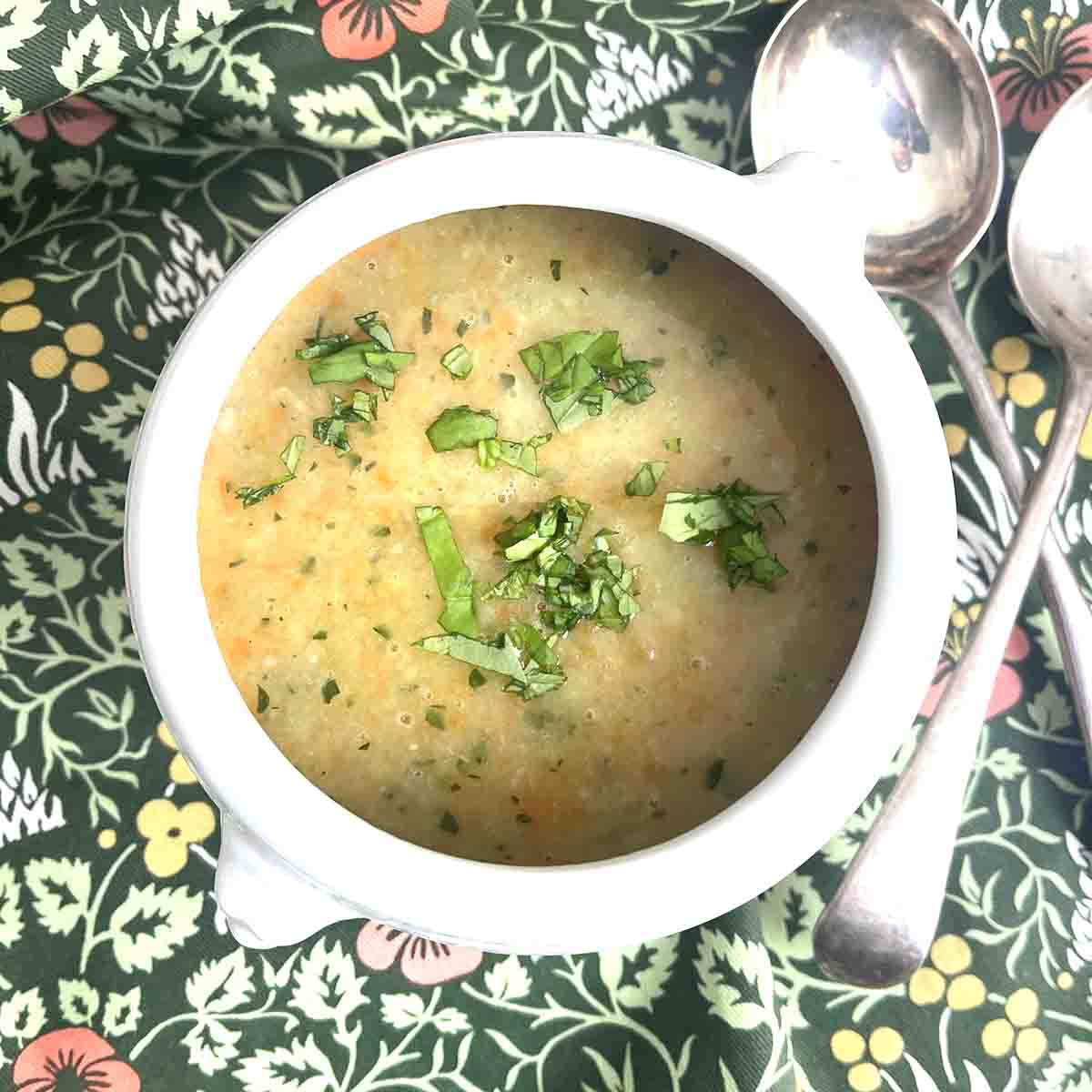 Seafood Shellfish Bisque Soup - Chez Le Rêve Français