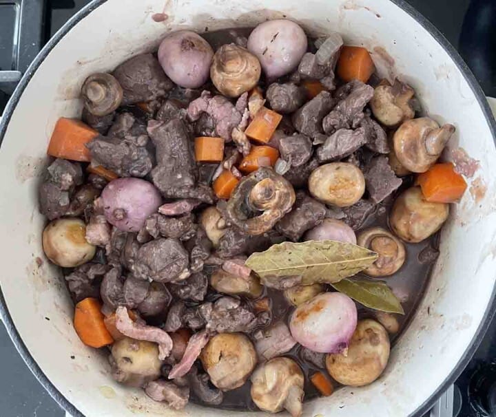 Venison Bourguignon - Chez Le Rêve Français