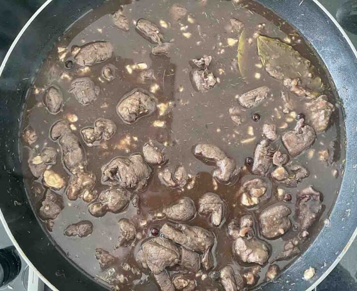 Venison Bourguignon - Chez Le Rêve Français