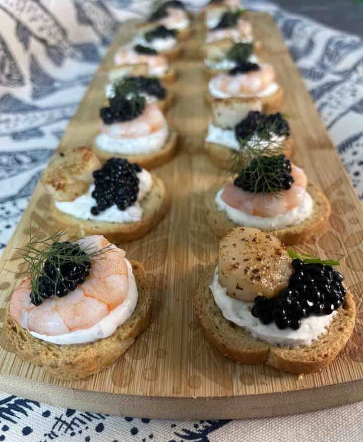 Caviar Canapés - Chez Le Rêve Français